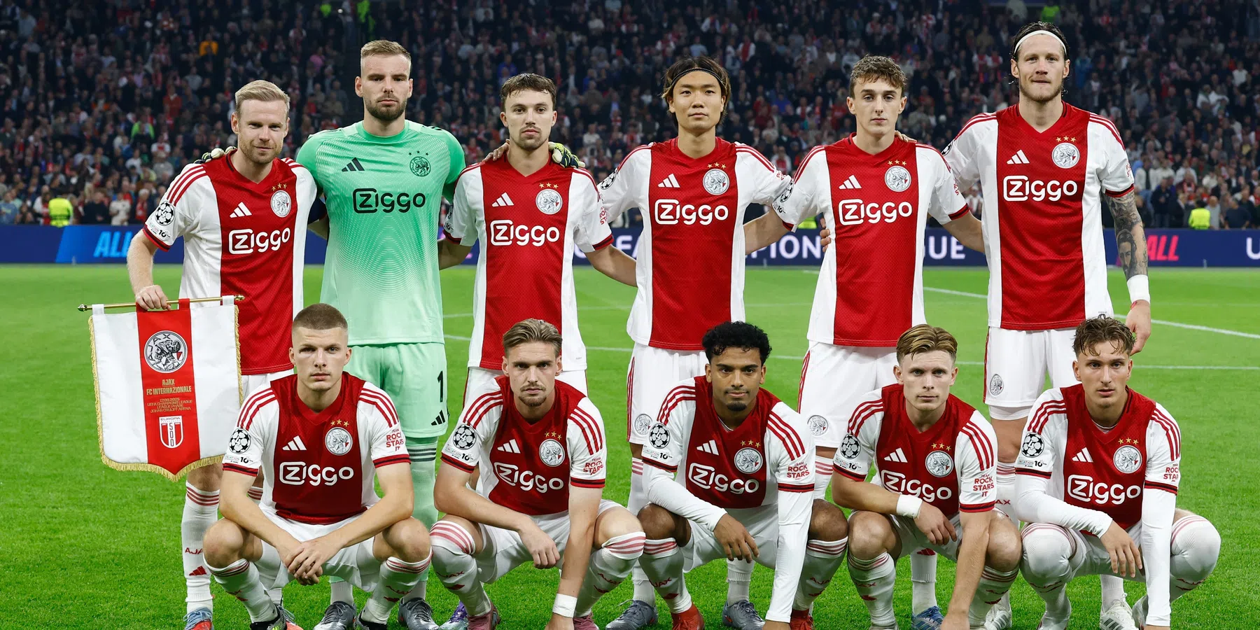 Italiaanse media jubelen en zien 'stralend lichtpuntje' Ajax falen ...