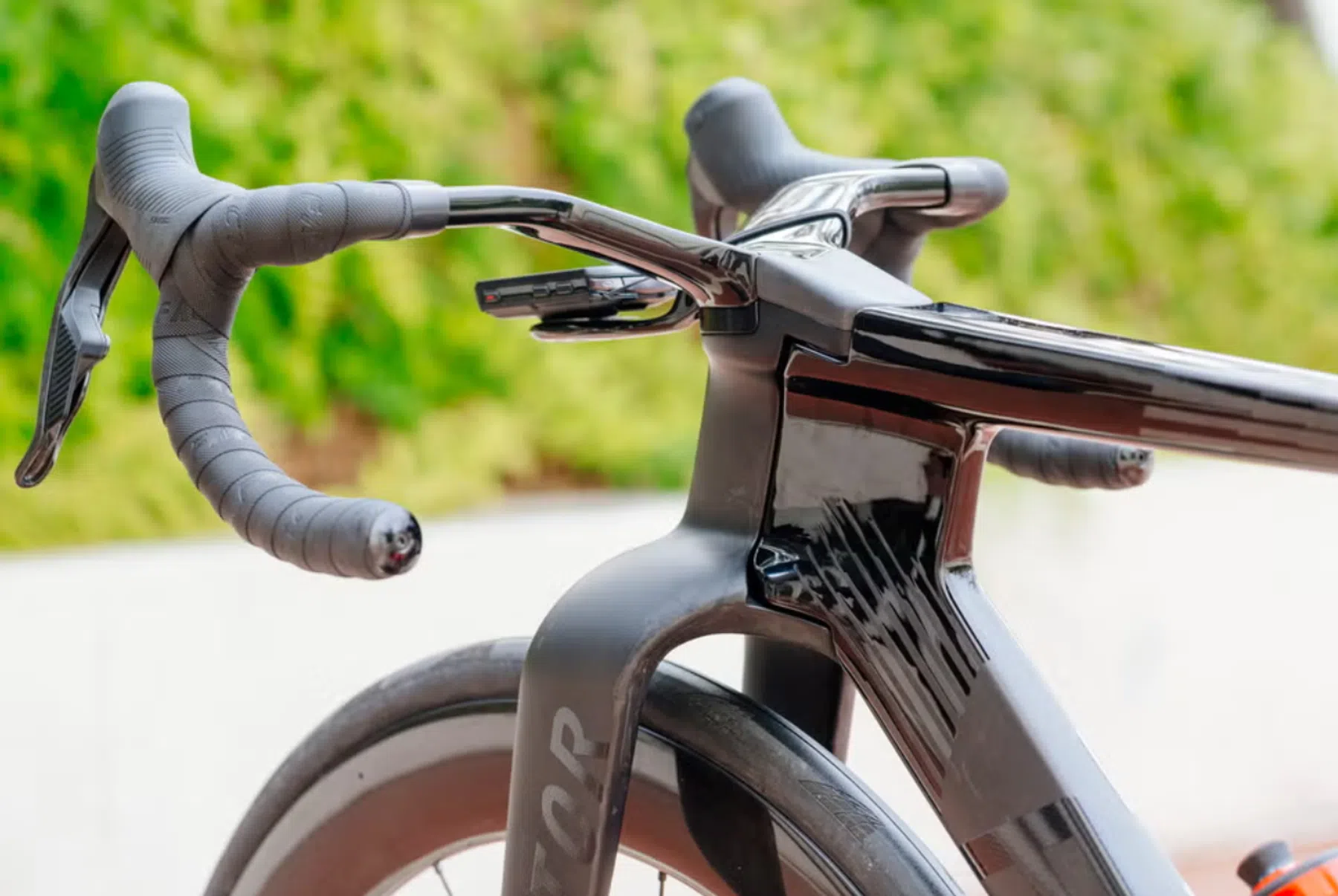 Factor ONE review | Aero racefiets met vooruitstrevende geometrie