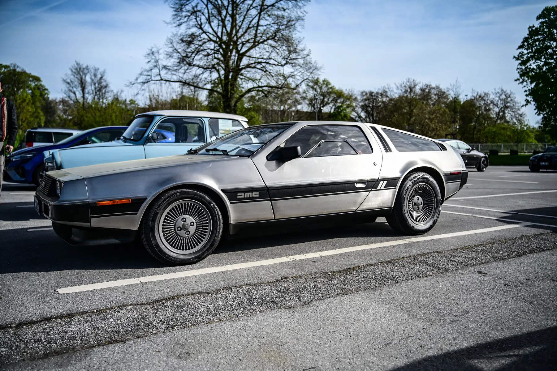 DeLorean DMC-12