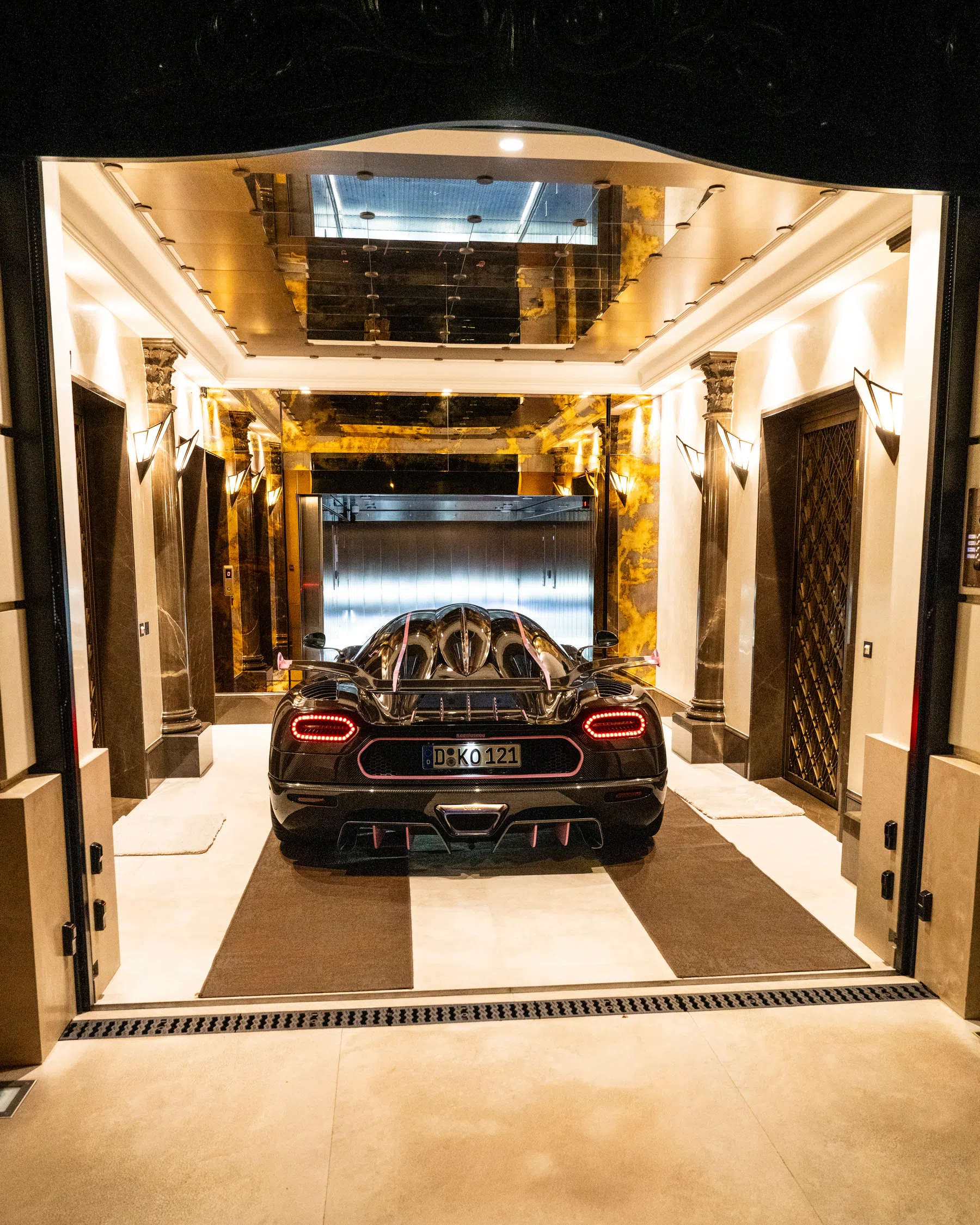 Koenigsegg One:1 J.C. van Adrian Sutil
