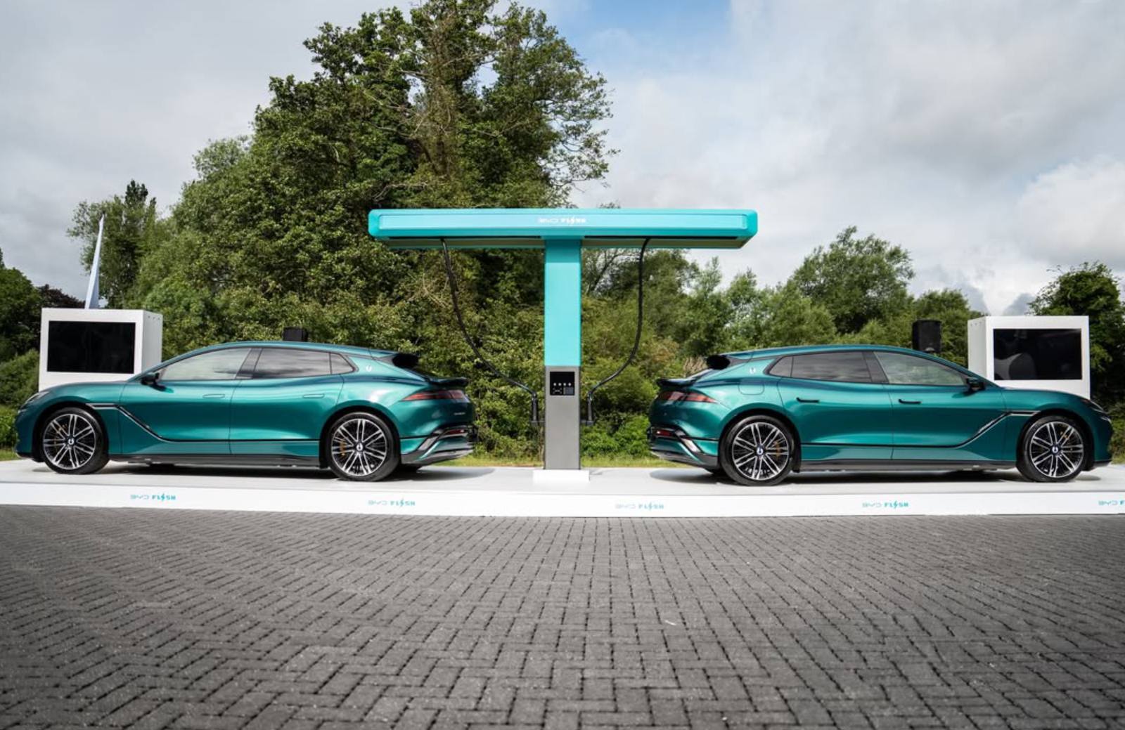 Officieel: Chinese 1.500 kW 'Flash Charging' is in Europa!