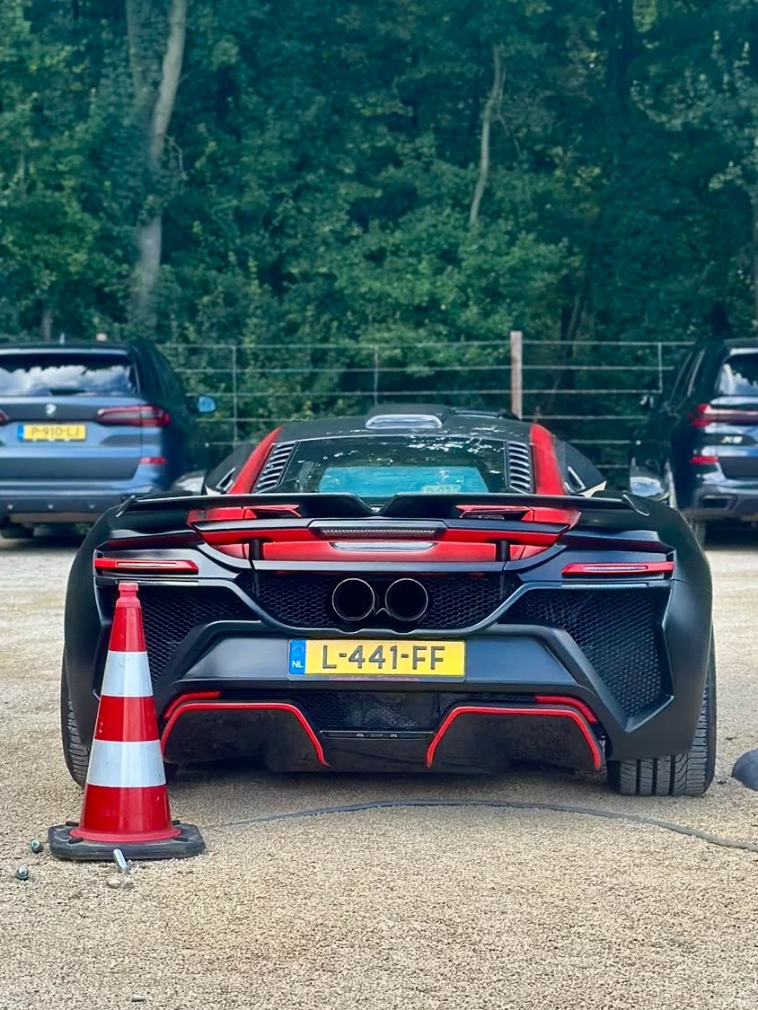 McLaren MP4-12C FAB Design Vayu GTR in Maastricht