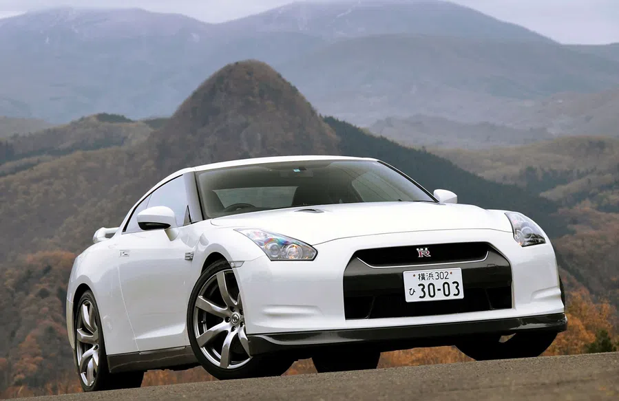Durf jij de goedkoopste Nissan GT-R van Marktplaats te plukken?