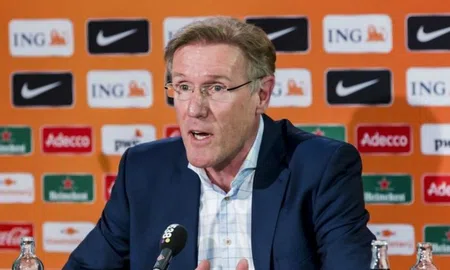 Opvallende bewering Van Breukelen: "Henk heeft me zélf op het vliegtuig ...
