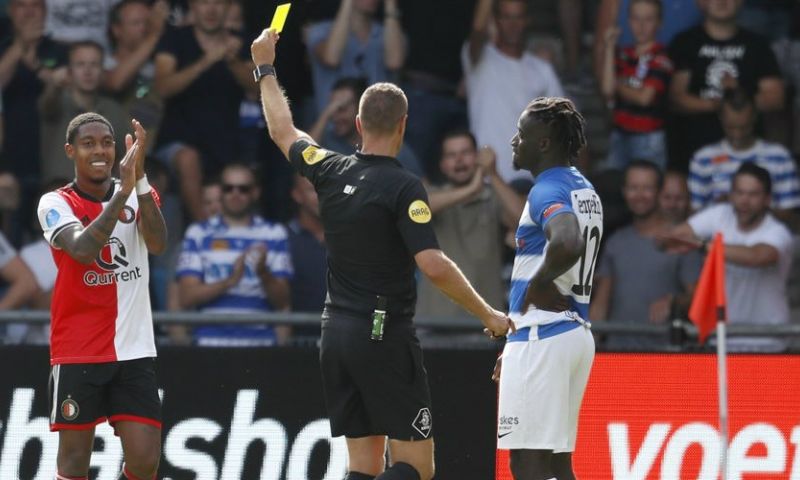 De Boer verbaasd door 'lieve' Feyenoorder: "Die gaat de boel toch niet ...