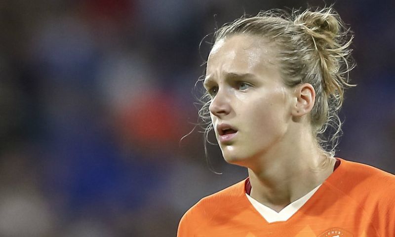 Miedema praat met BBC: "Het was in Nederland groter dan voor Van Dijk ...