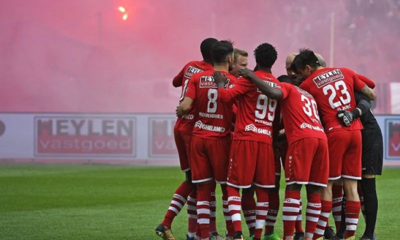 'Antwerp krijgt maximumstraf na brandwonde door rookpot in vak van ...