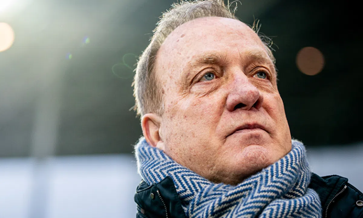 Advocaat neemt geblesseerden en jeugdspelers mee, Kelly en Ayoub mogen ...
