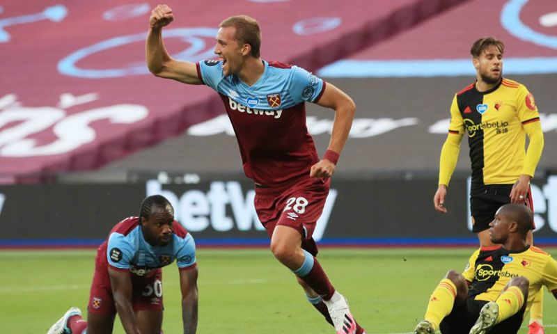 West Ham wint cruciale slag, Watford moet vrezen met City en Arsenal op ...
