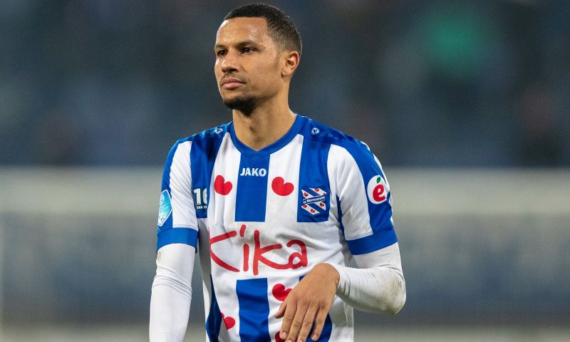 'Van Rhijn maakt verrassende overstap en keert terug in de Eredivisie'