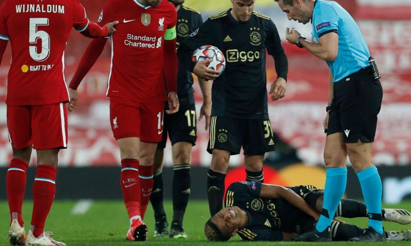 Ajax-zorgen rond Neres: 'Dan vrees je wel het ergste, het zou heel triest zijn'