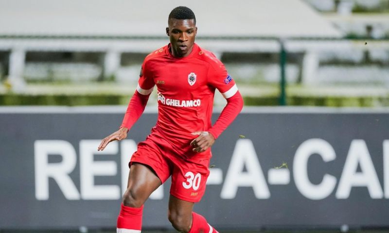 'Antwerp neemt duidelijk beslissing over toekomst van Buta bij de club'