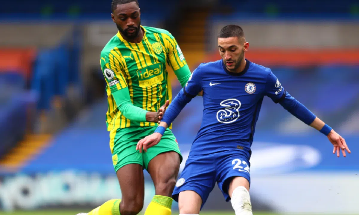 Ziyech al na half uur gewisseld bij Chelsea: 'Hij is vast kwaad op Silva'