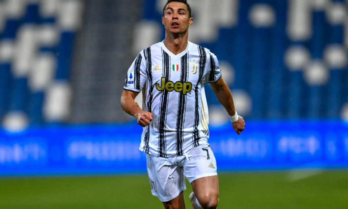 Moeder Ronaldo maakt belofte vanaf balkon: 'Ik ga met hem praten'