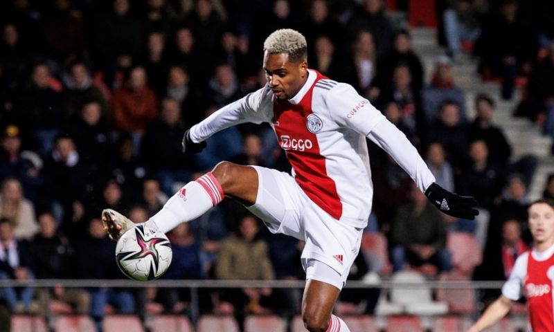 Ajax wil aflopend contract van Danilo met vier jaar verlengen