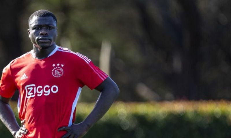 LIVE-discussie: Ajax maakt opstelling bekend, basisplaats voor Brobbey