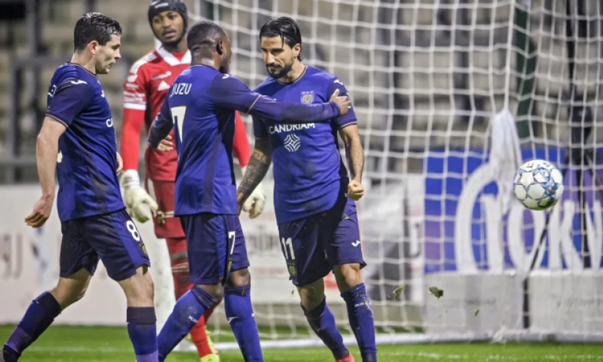 Refaelov: "Je merkt aan alles dat Anderlecht de grootste club van ...