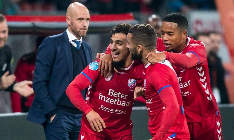 Emanuelson prijst Ten Hag: 'We keken elkaar aan en dachten: we gaan ...