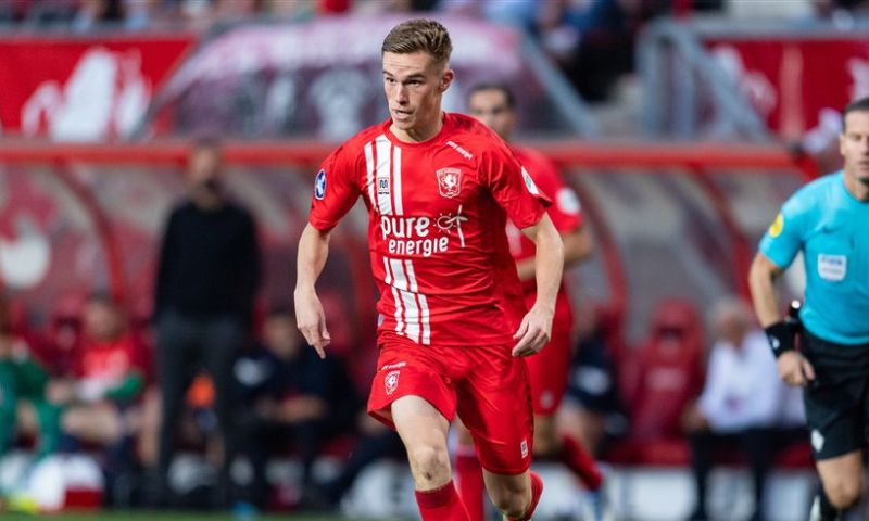 'Noodmiddenveld' Twente wint de strijd: 'Geprikkelde Rots was beter dan ...