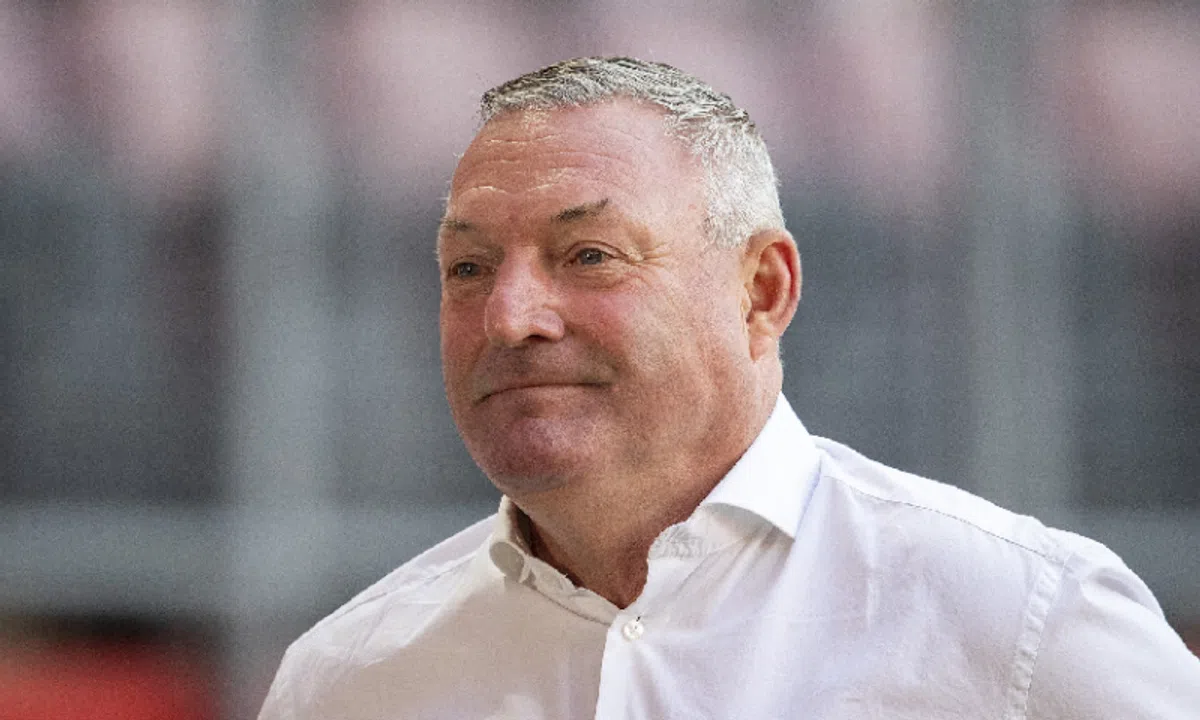 Jans zet spelers van FC Twente op scherp: 'Er moeten aardig wat tandjes ...