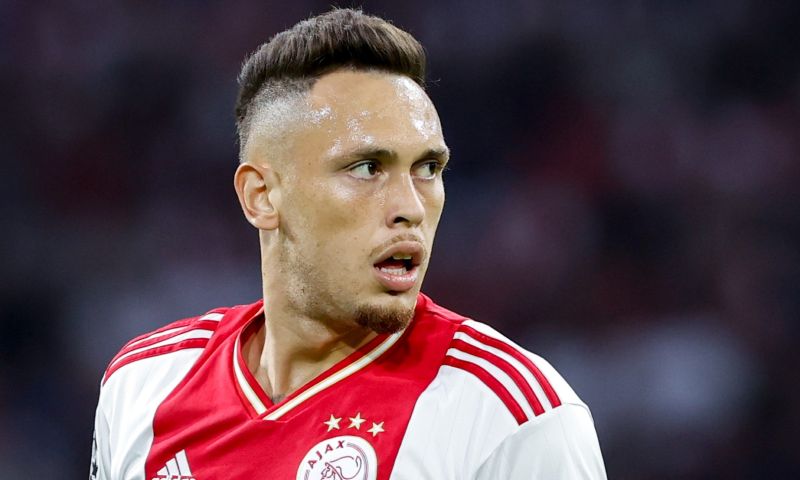Vink kraakt Ajax-beleid: 'Signaal naar Jong Ajax, kans op eerste elftal ...