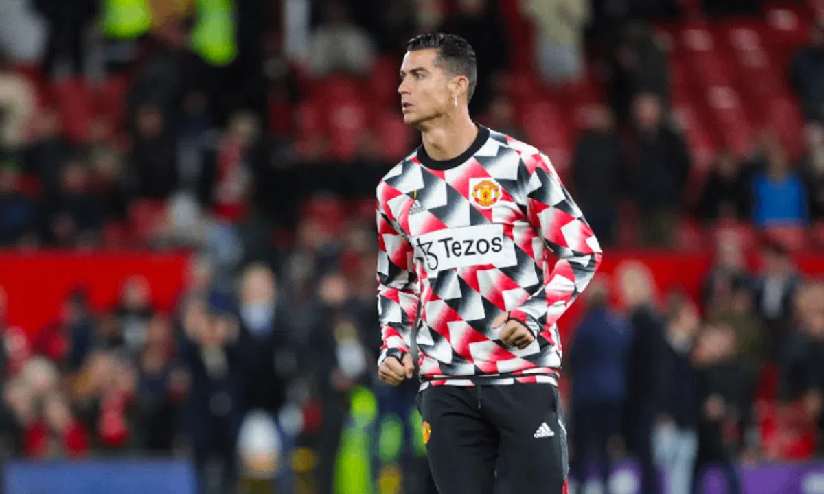 'Ronaldo praat bij United amper met bepaalde stafleden van Ten Hag'