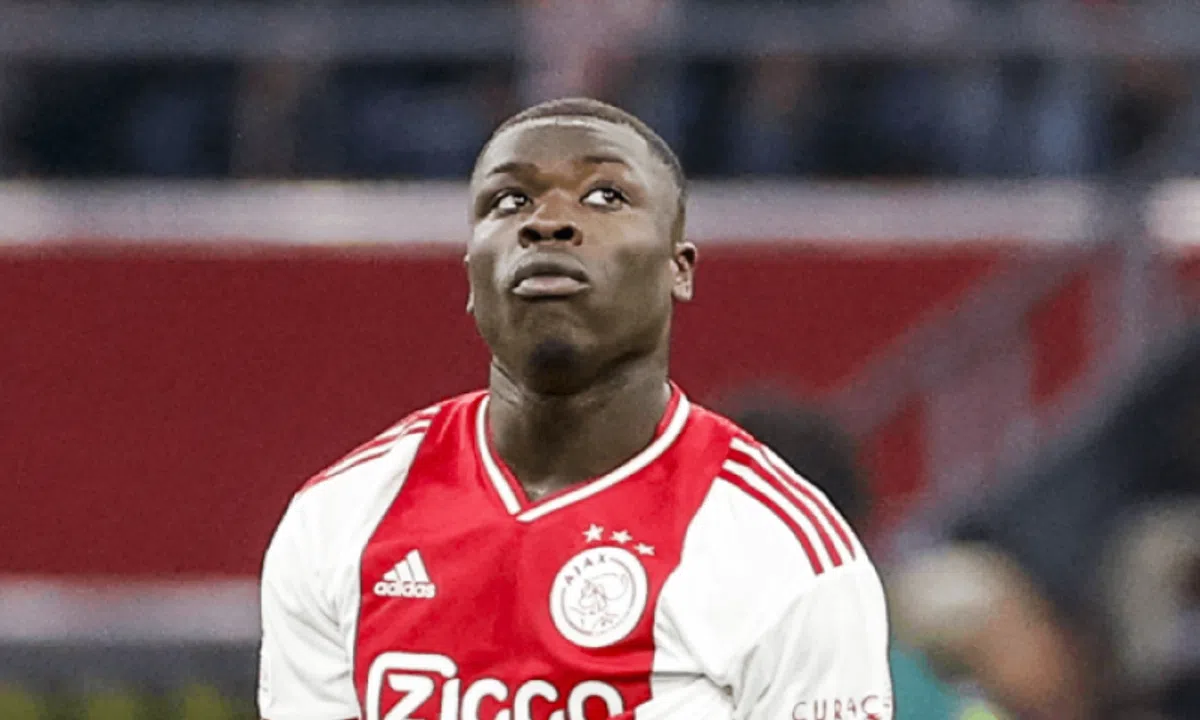 AZ-tackle speelt Brobbey parten: 'Ik heb er nog last van'