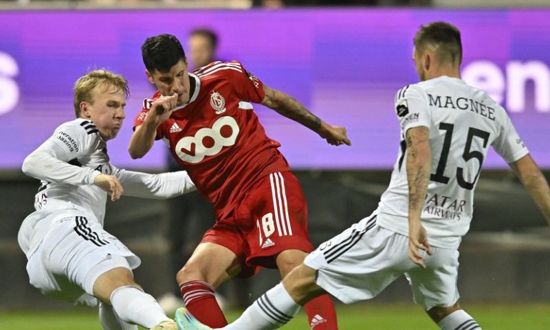 Twee rode kaarten, een strafschop en verlies van Standard tegen Eupen