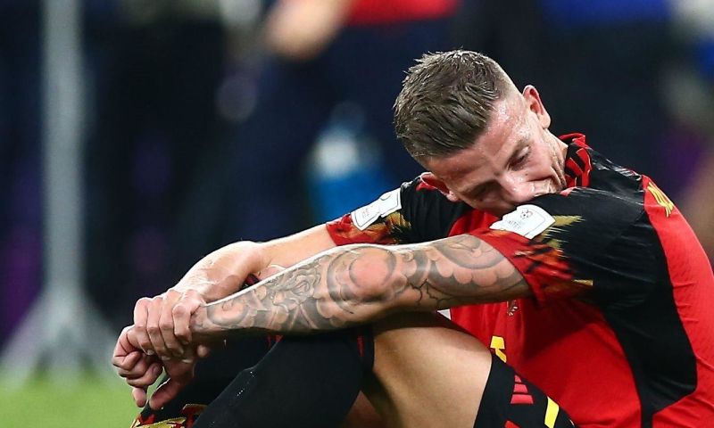Alderweireld richt dankwoord tot fans én Martinez: 'Zes jaar lang zeer ...