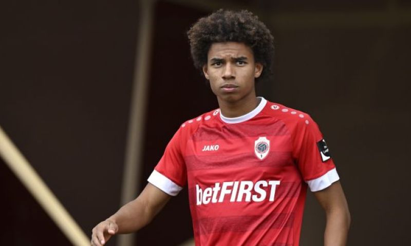 Stengs (Antwerp) wordt papa, De Boer wordt opa: "Hij hield het bij een proficiat"