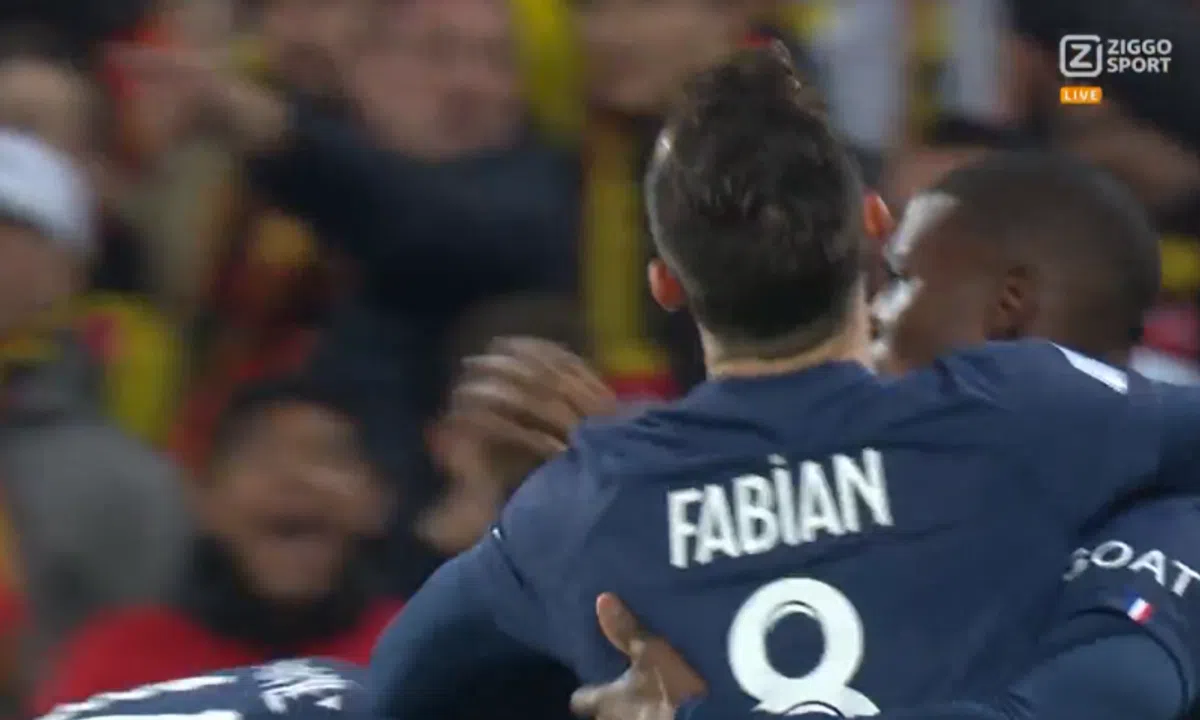 PSG buigt horrorbegin binnen drie minuten om in topduel tegen RC Lens