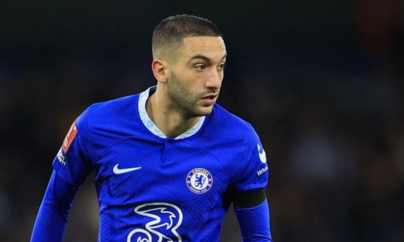 'Chelsea wil mes in selectie zetten: Ziyech en zes anderen kunnen ...