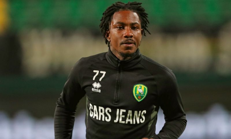 Elia doet boekje open over onrecht: 'Transfer naar Bayern werd ...