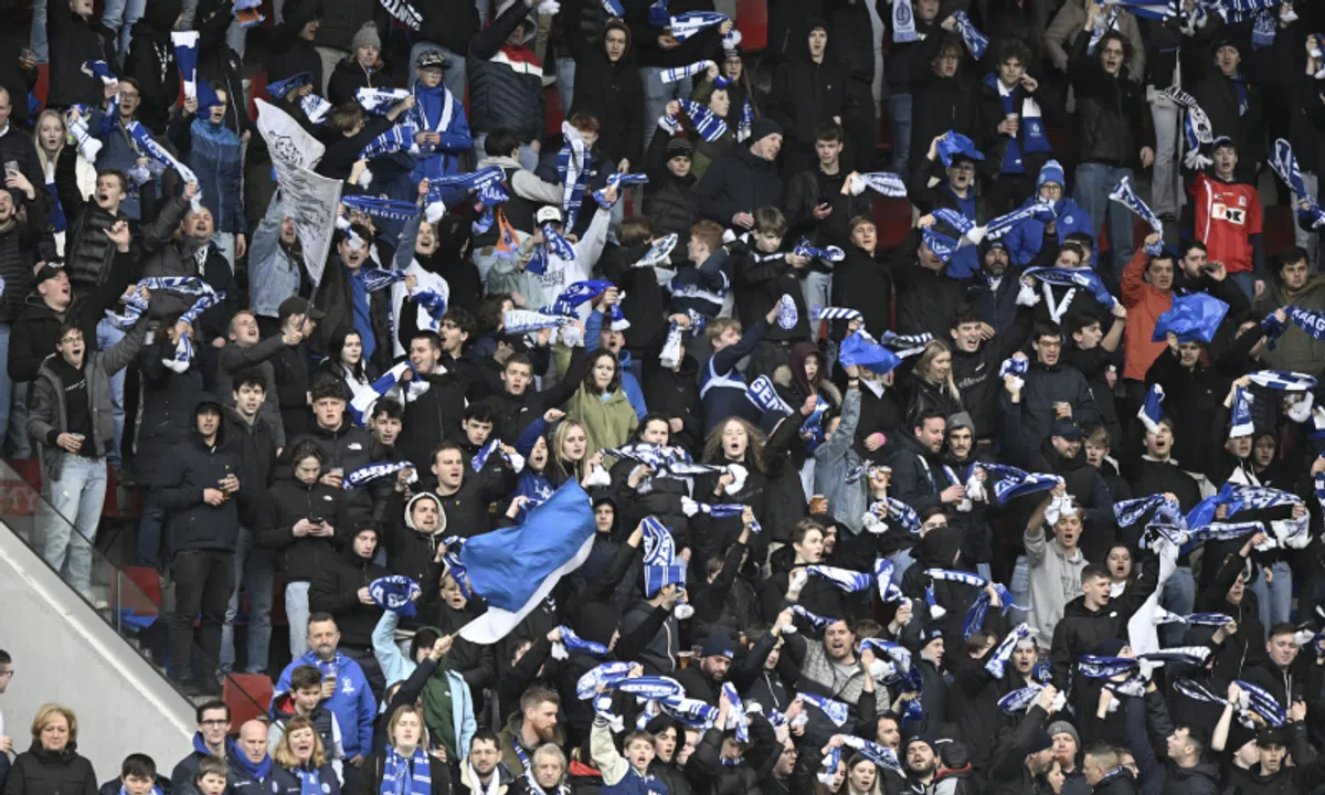 KAA Gent pakt uit met wereldprimeur: Als eerste in de wereld gebruik ... KAA Gent pakt uit met wereldprimeur: Als eerste in de wereld gebruik ...