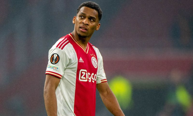 Vertrek van Timber bij Ajax lijkt onafwendbaar: 'Transfer komt steeds dichterbij'