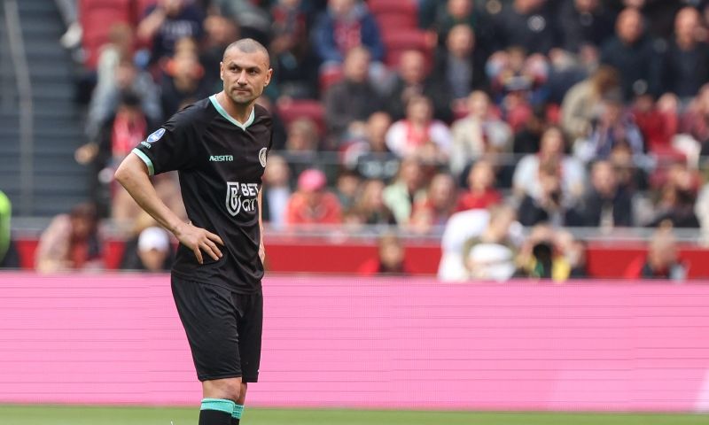 'Meer vraagtekens rondom Yilmaz, speler wordt assistent van bondscoach ...