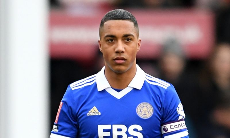 'Tielemans heeft transfer binnen en blijft ondanks degradatie in ...