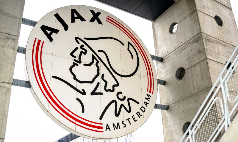 Ajax haalt Abildgaard op