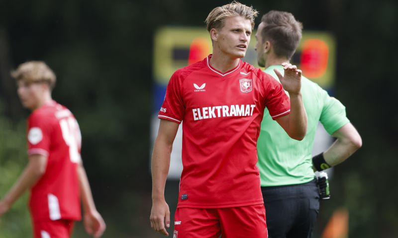 FC Twente begint in eerste Europese duel tegen Hammarby IF aan serieuze werk