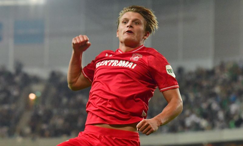 FC Twente ontsnapt dankzij goudhaantje Steijn in Stockholm: Riga FC volgende horde