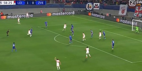 Wereldgoal: Simons pegelt eerste CL-goal op meesterlijke wijze binnen