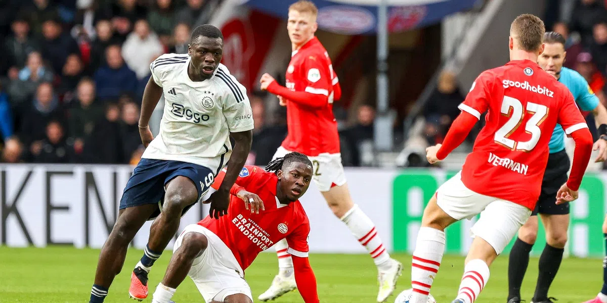Vink kritisch op Ajax-doelpuntenmaker: 'Bijna schandalig, dat hij die ...