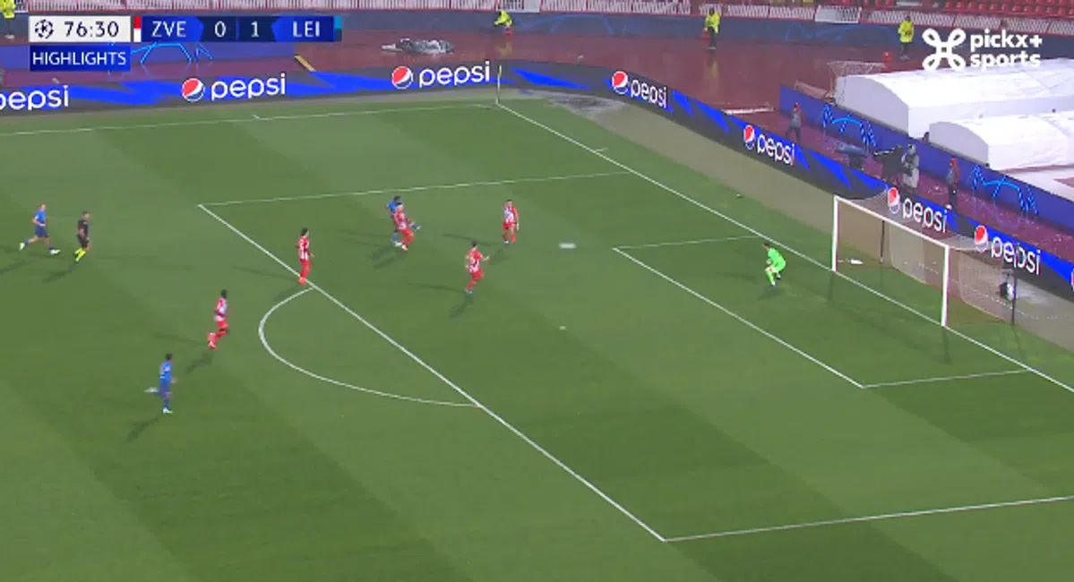 GOAL: Openda ook belangrijk in Champions League met knap doelpunt