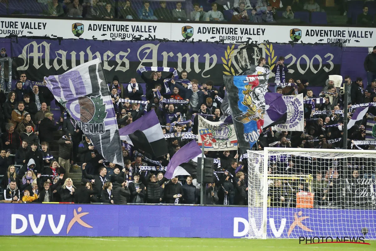 Anderlecht speelt in derby met speciaal shirt ter ere van Mauves Army