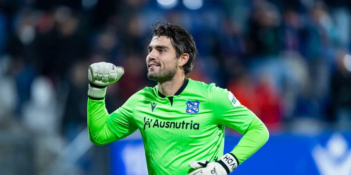 Van der Hart klaar voor weerzien met Ajax: "Diep van binnen baal ik ervan"