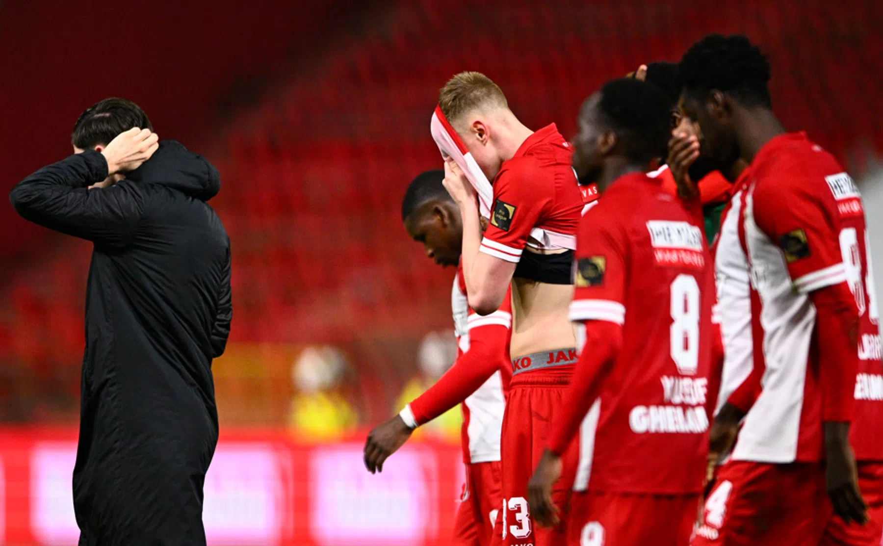 Vandenbempt schrijft Antwerp af als titelkandidaat: “We hebben ons ... Vandenbempt schrijft Antwerp af als titelkandidaat: “We hebben ons ...