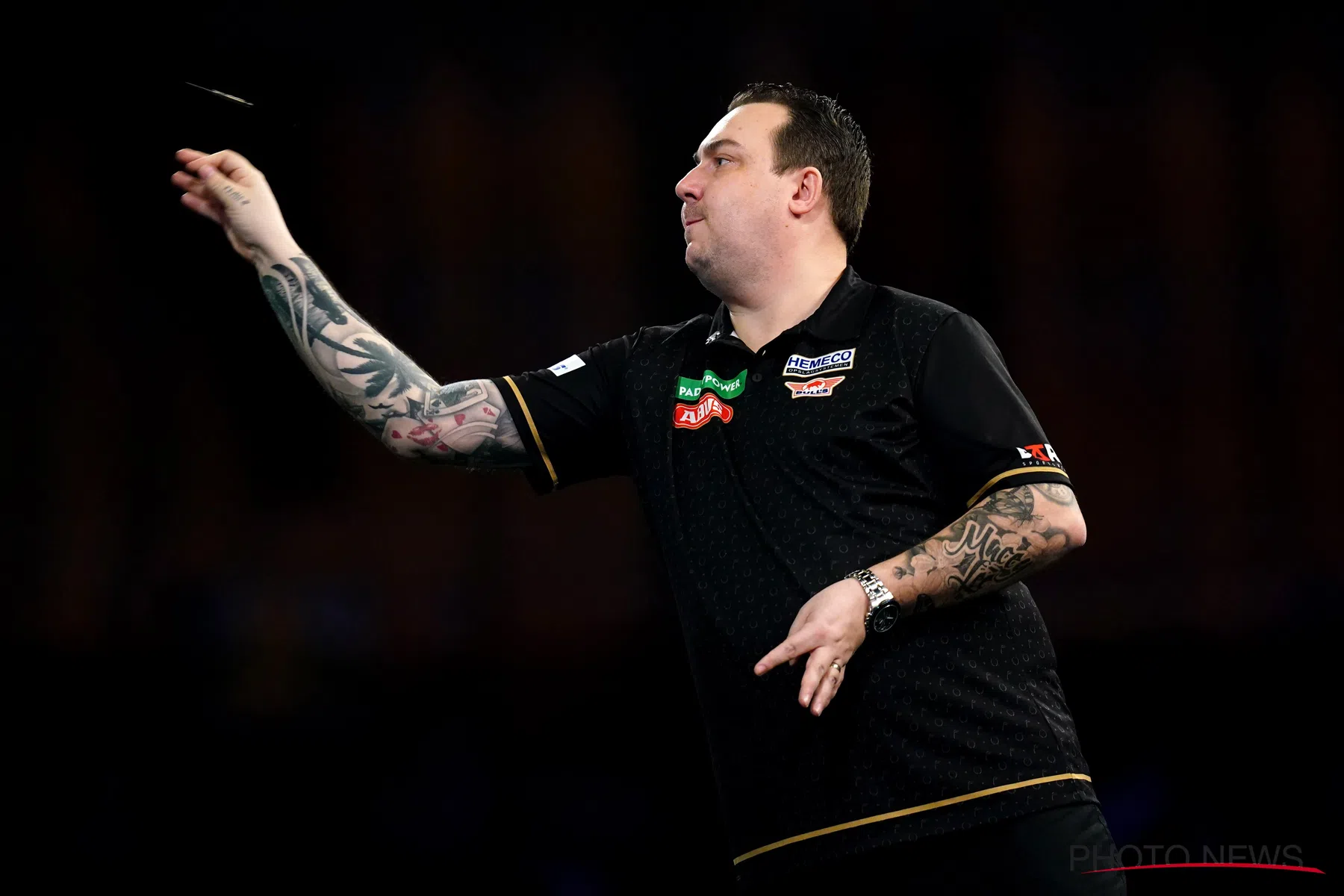 Antwerp-fan Kim Huybrechts breekt na bekerfinale schouder na aanval ...