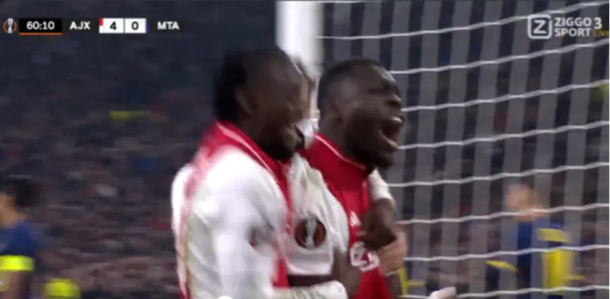 Grote opluchting voor Brobbey: spits maakt einde aan doelpuntendroogte