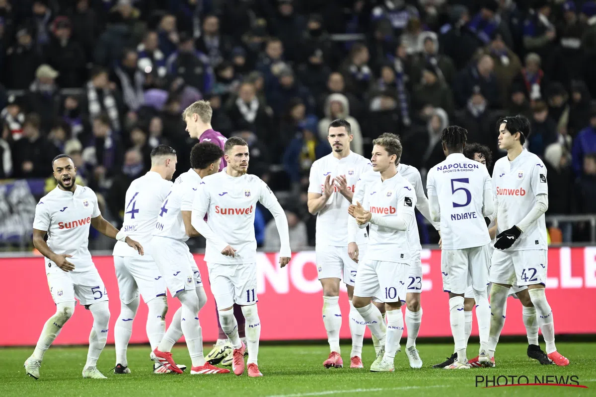 Vandenbempt ziet Anderlecht snakken naar fitte spelers: "Ik begreep Hubert wel"