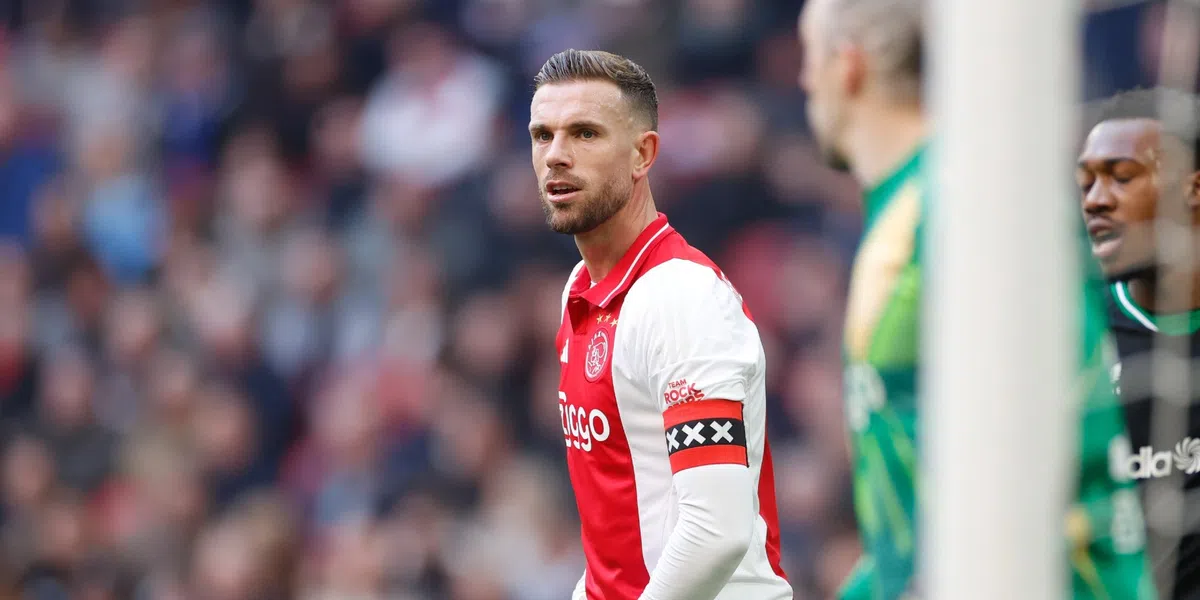 Van der Vaart kielhaalt 'flapdrol' Henderson: 'Dat is de grootste onzin ...